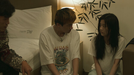 Watch A Model Family | Netflix Official Site