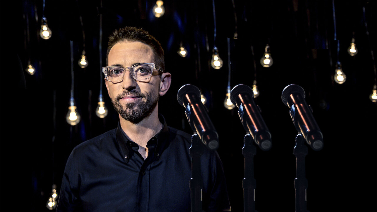 Watch Neal Brennan: 3 Mics | Netflix Official Site